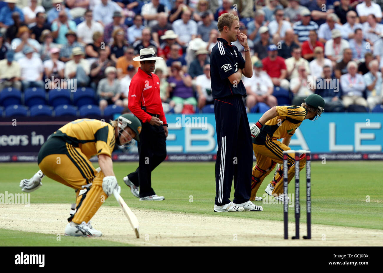 England's Stuart Broad has something to think about as Australia's ...