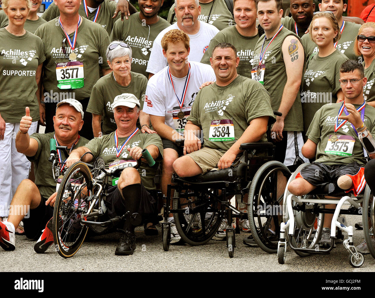 Prince harry poses army veterans charity run through central park hi ...