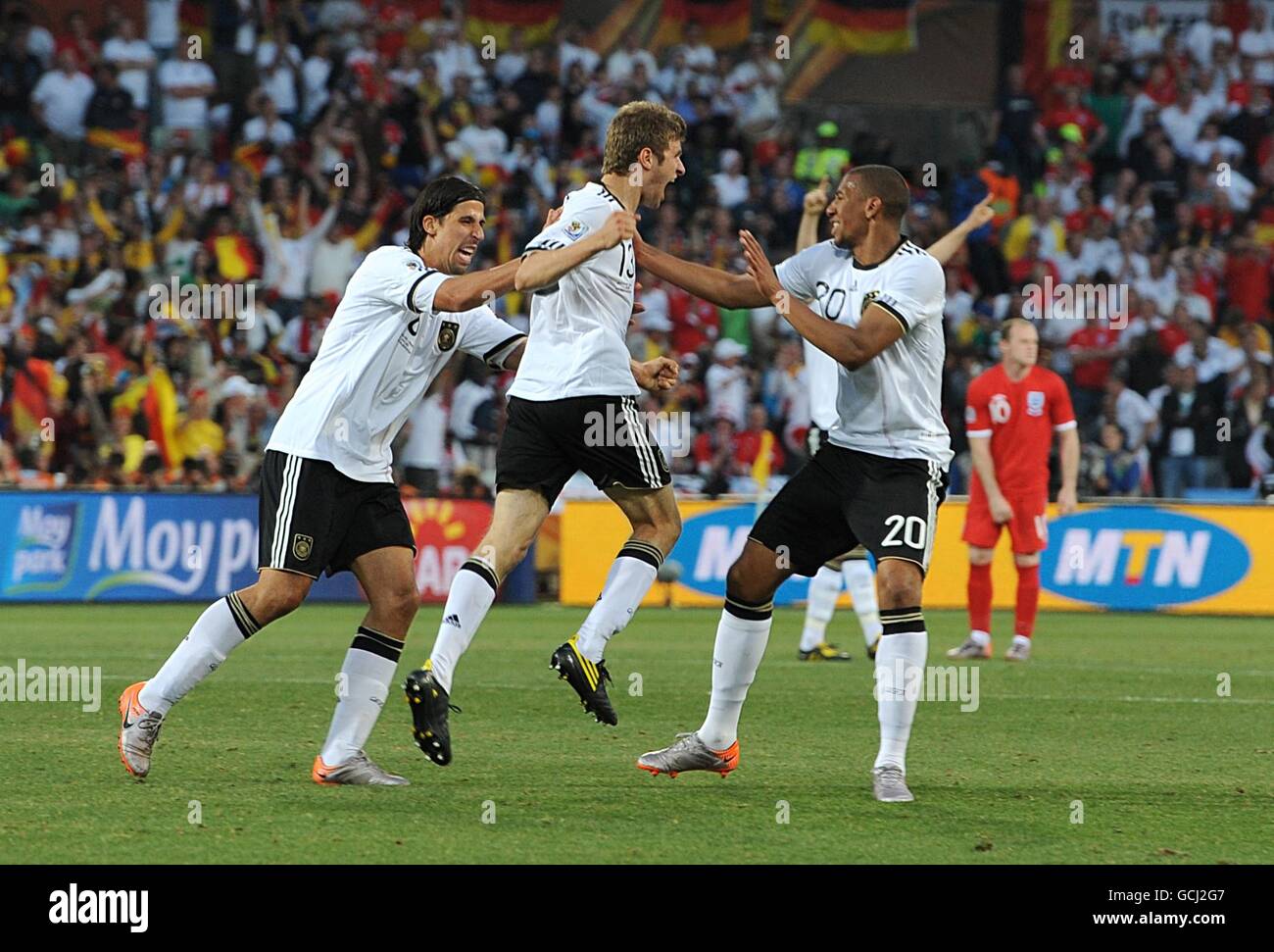 Germany 2010 world cup thomas muller hi-res stock photography and ...