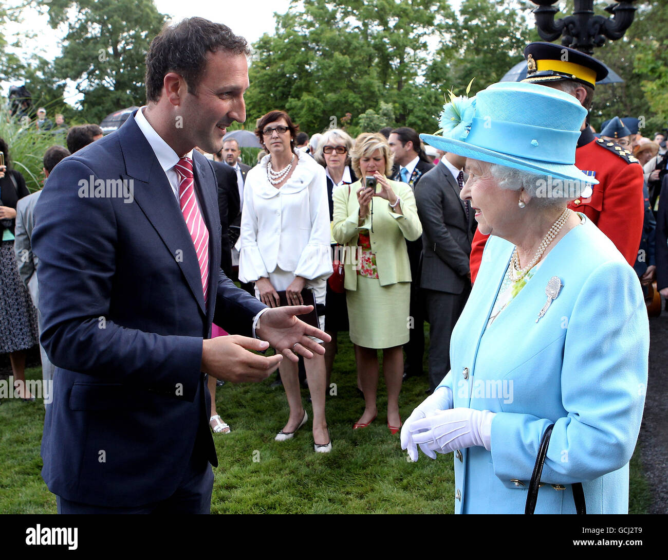 Queen Elizabeth II meets Sky News broadcast journalist Paul Harrison ...