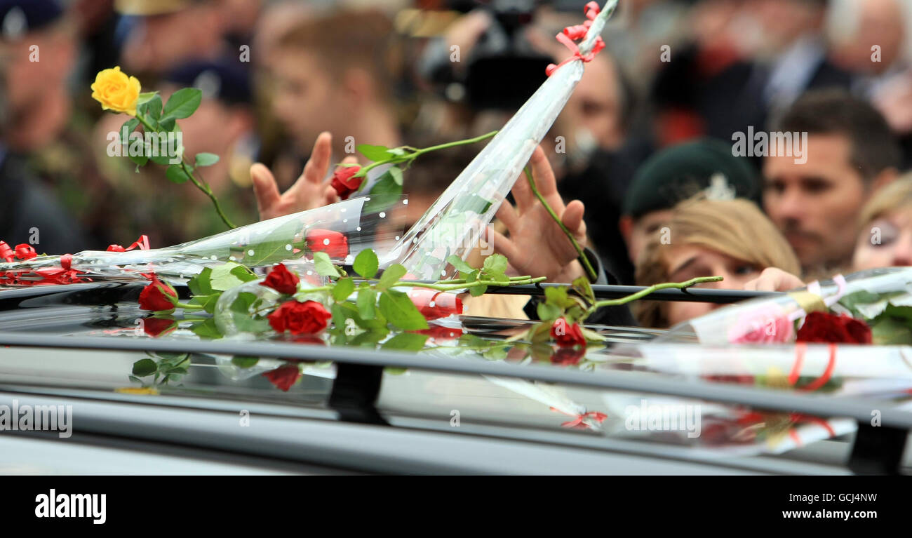Repatriation of fallen soldiers hi-res stock photography and images - Alamy
