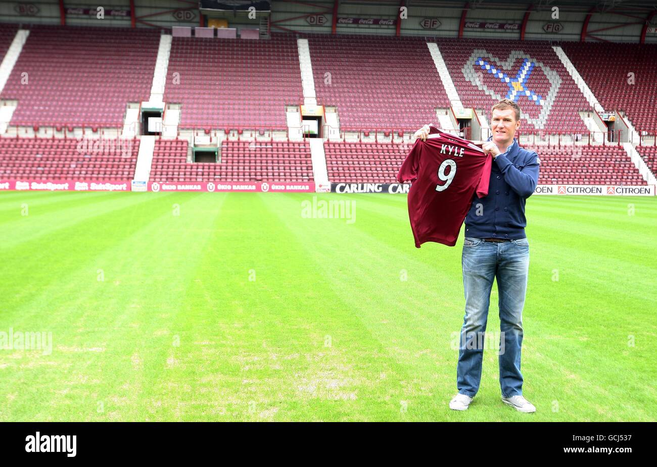 Soccer kevin kyle photo call tynecastle stadium hi-res stock ...