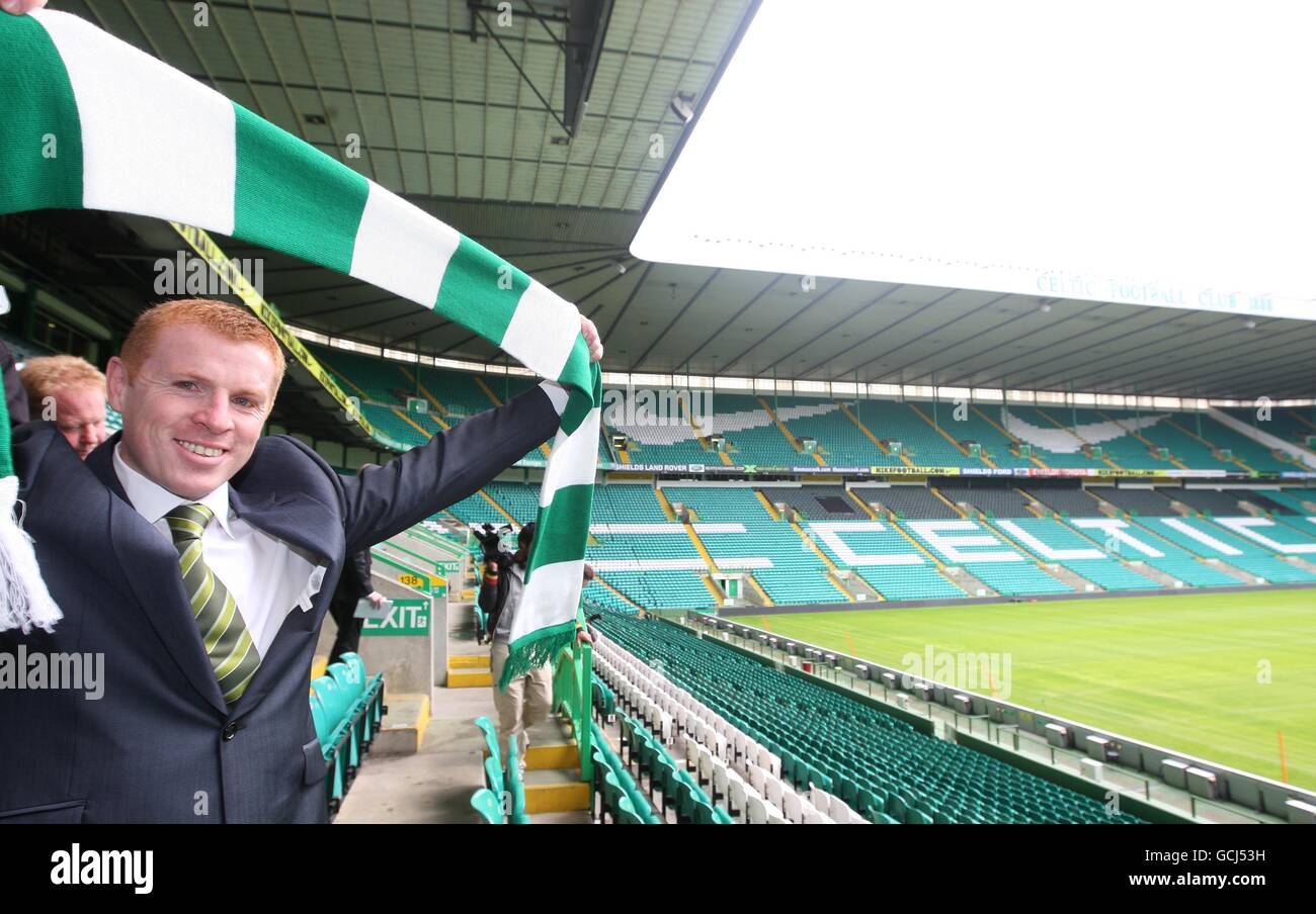 Soccer - Celtic Unveil New Manager - Celtic Park Stock Photo - Alamy