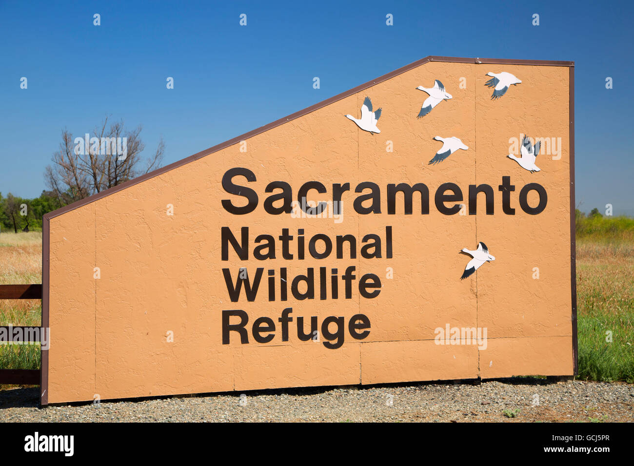 National wildlife refuge sign hi-res stock photography and images - Alamy