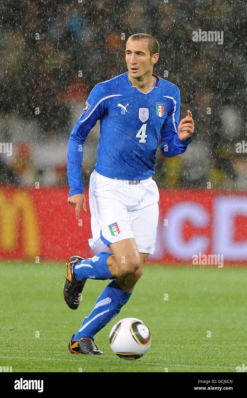 World cup 2010 italy v paraguay hi-res stock photography and images - Alamy