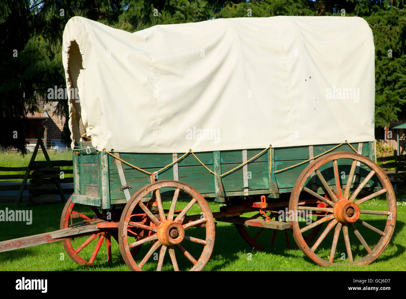 Farm wagon hi-res stock photography and images - Alamy