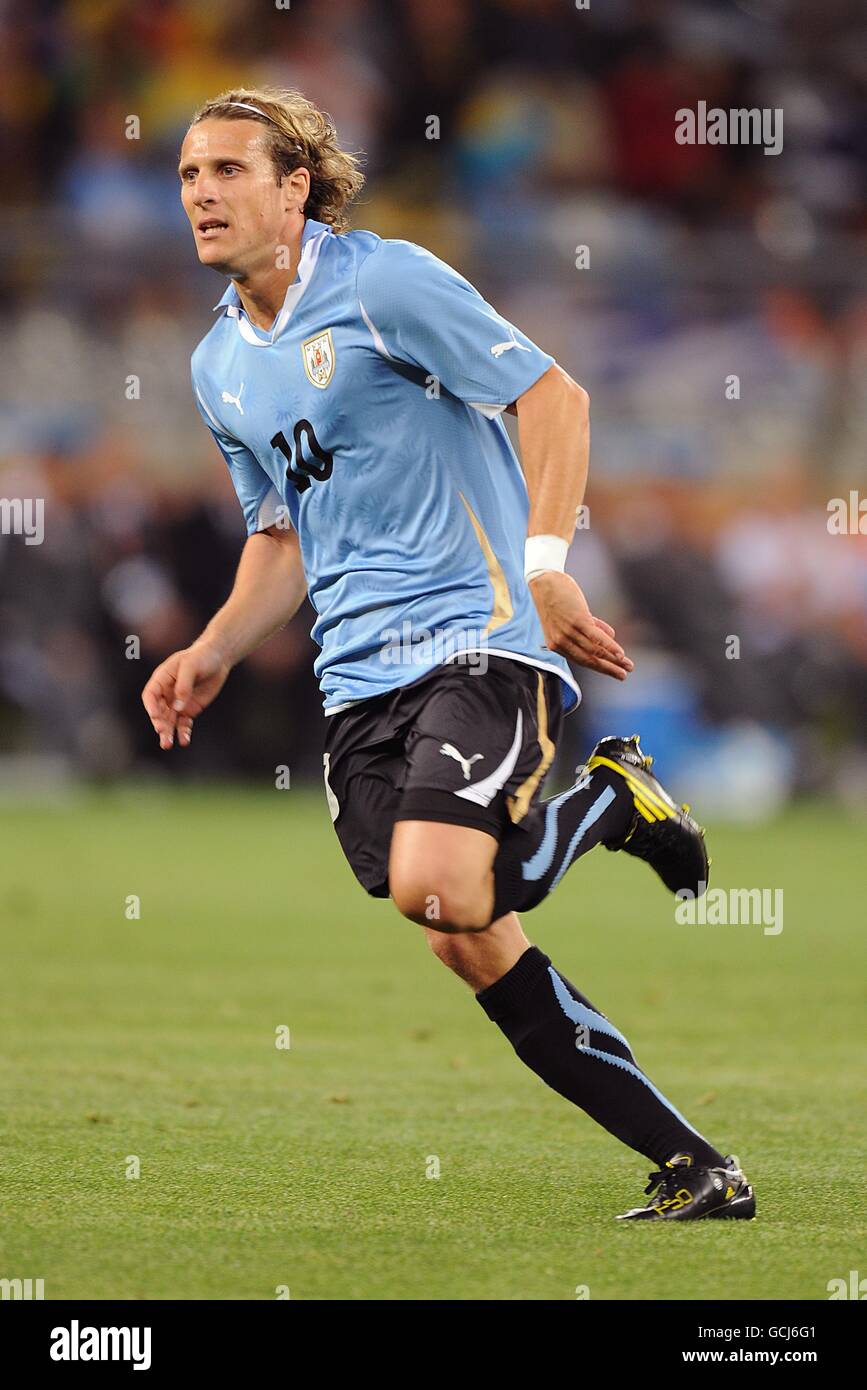 Diego forlán world cup hi-res stock photography and images - Alamy