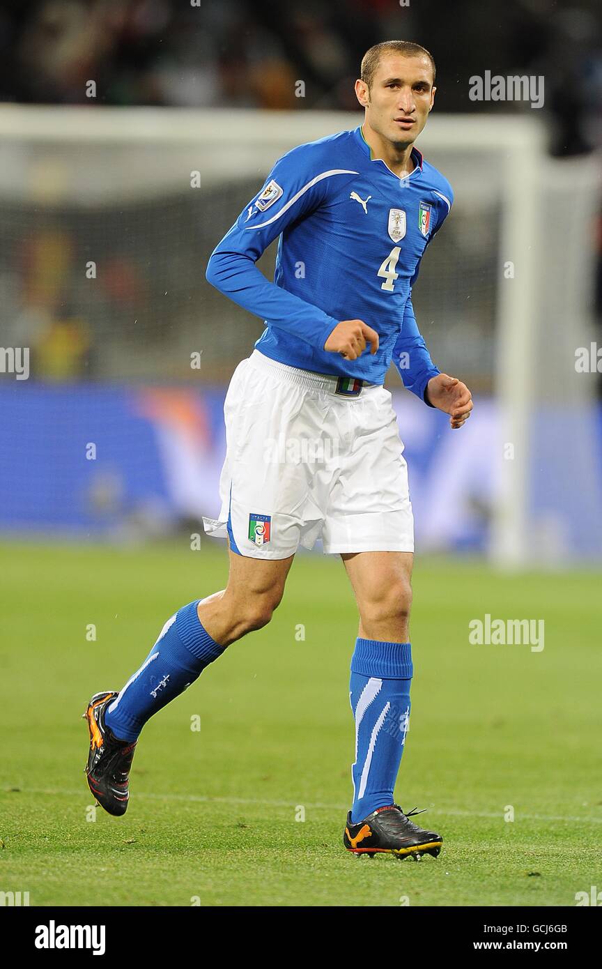 World cup 2010 italy v paraguay hi-res stock photography and images - Alamy