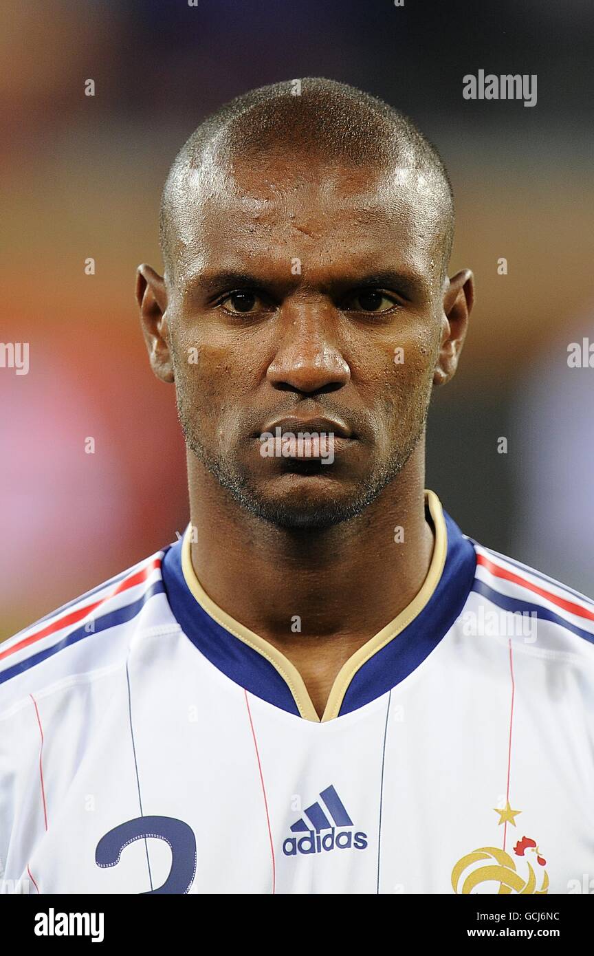 Eric abidal uruguay france green hi-res stock photography and images ...