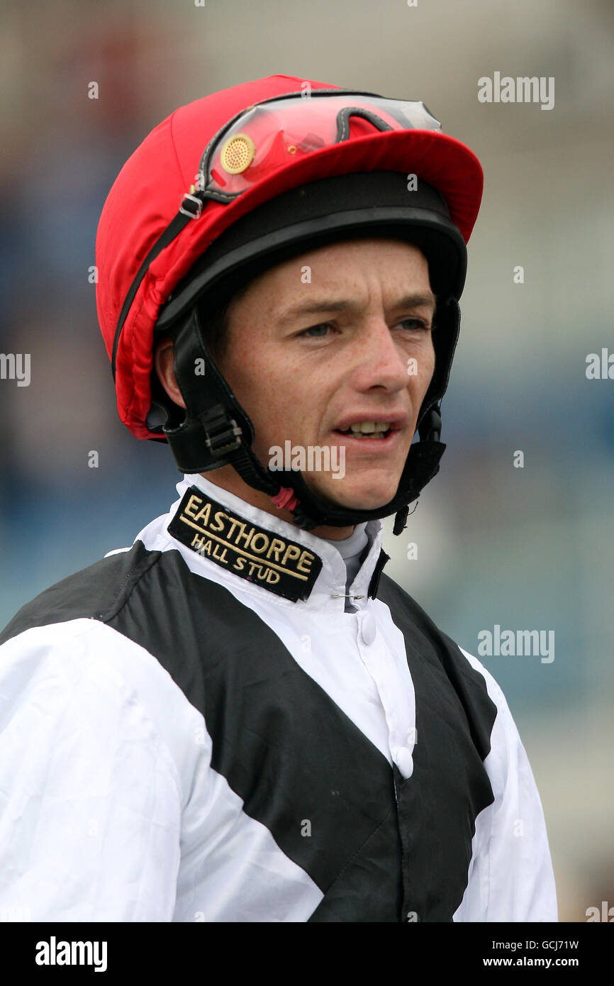 Horse Racing - Family Fun Day - Doncaster Racecourse Stock Photo - Alamy
