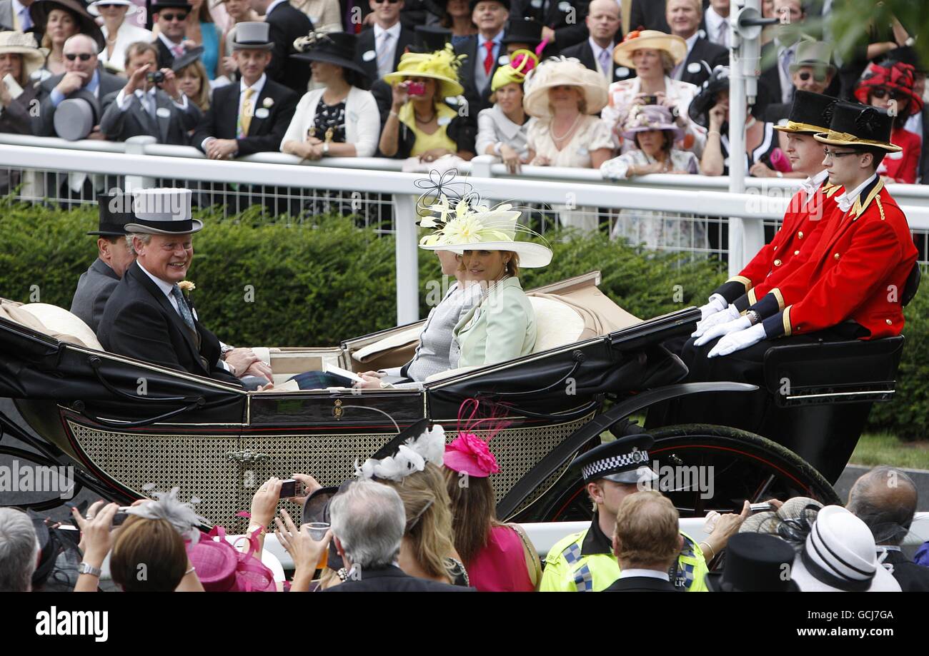 Martin clunes arrives at royal ascot hi-res stock photography and ...