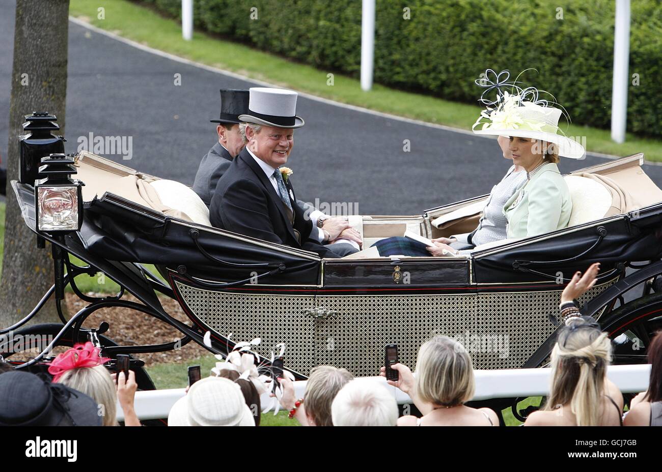 Martin clunes arrives at royal ascot hi-res stock photography and ...