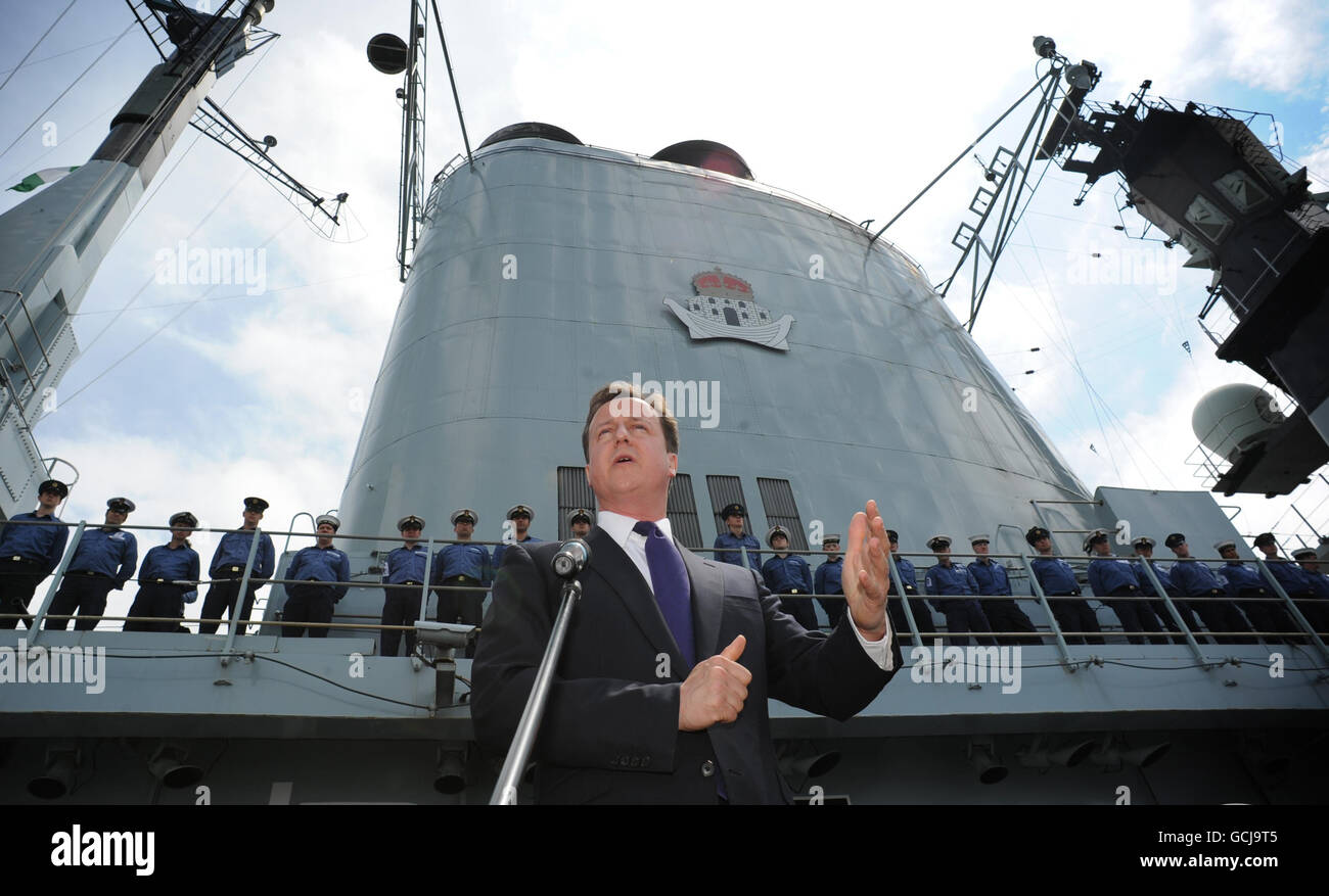 Royal canadian navy sailors hi-res stock photography and images - Alamy