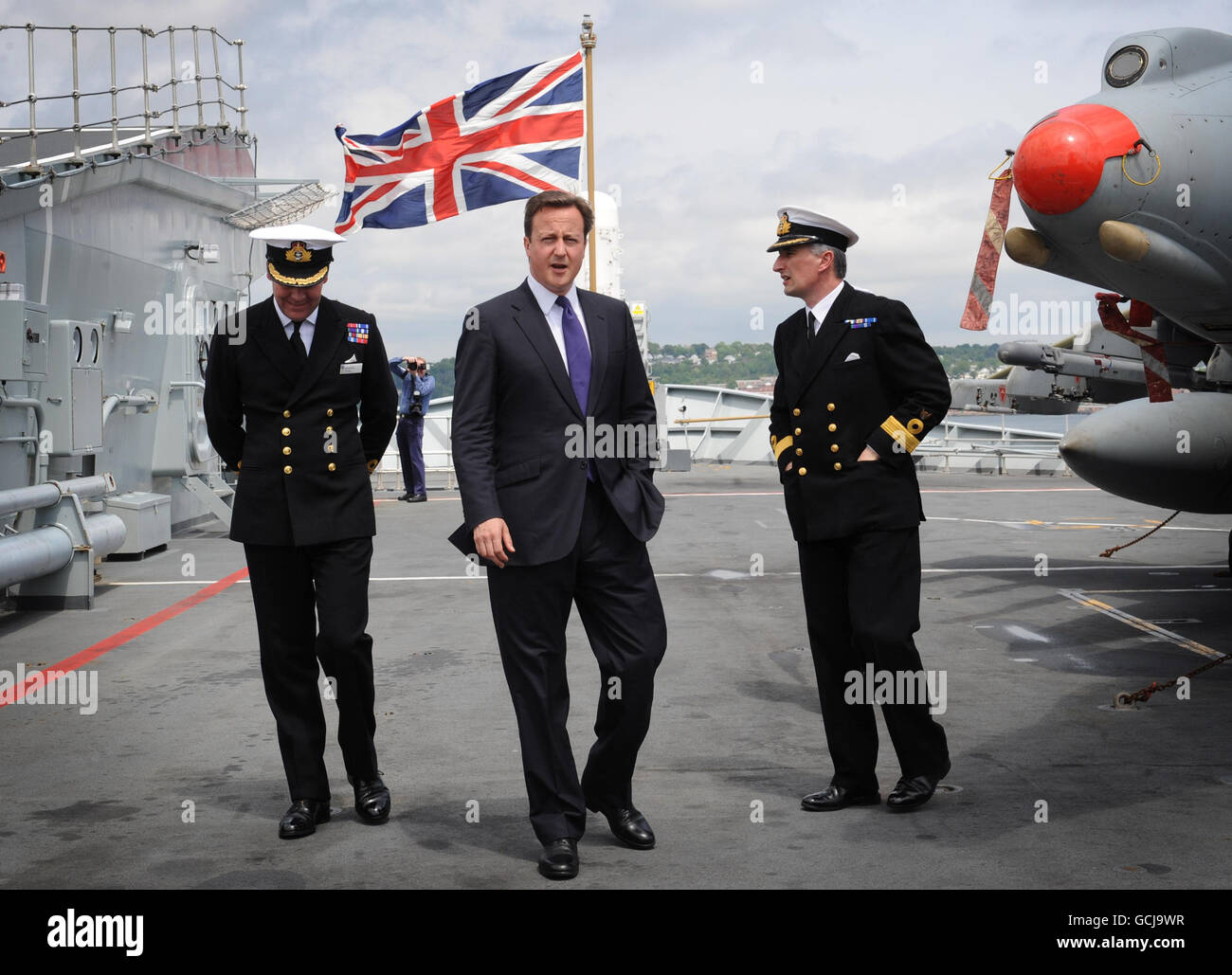 Prime Minister David Cameron meets senior commanding officers on board ...