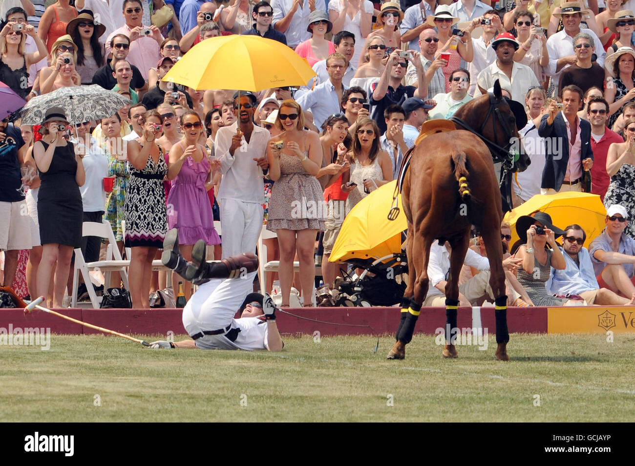 Fallen off his horse hi-res stock photography and images - Alamy