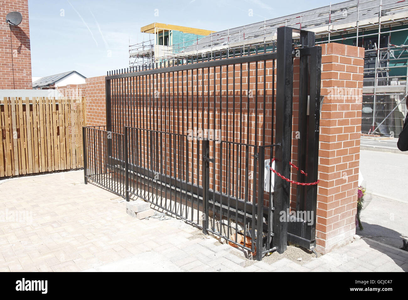 The gates which Semelia Campbell, aged 6, became trapped in near to her ...