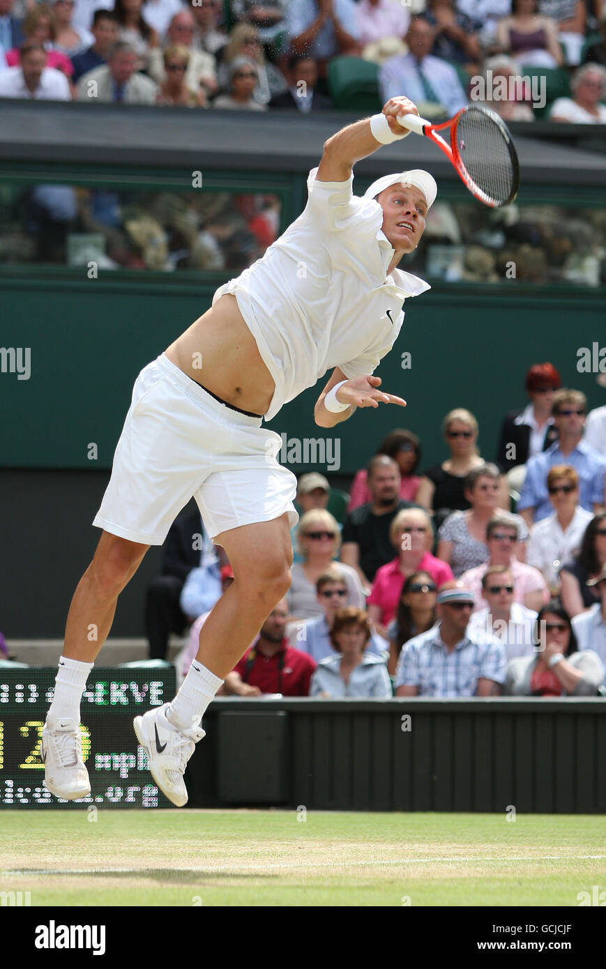 Tennis - 2010 Wimbledon Championships - Day Nine - The All England Lawn ...