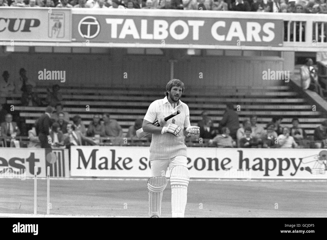 Cricket - The Ashes - First Test - Day One - England v Australia ...