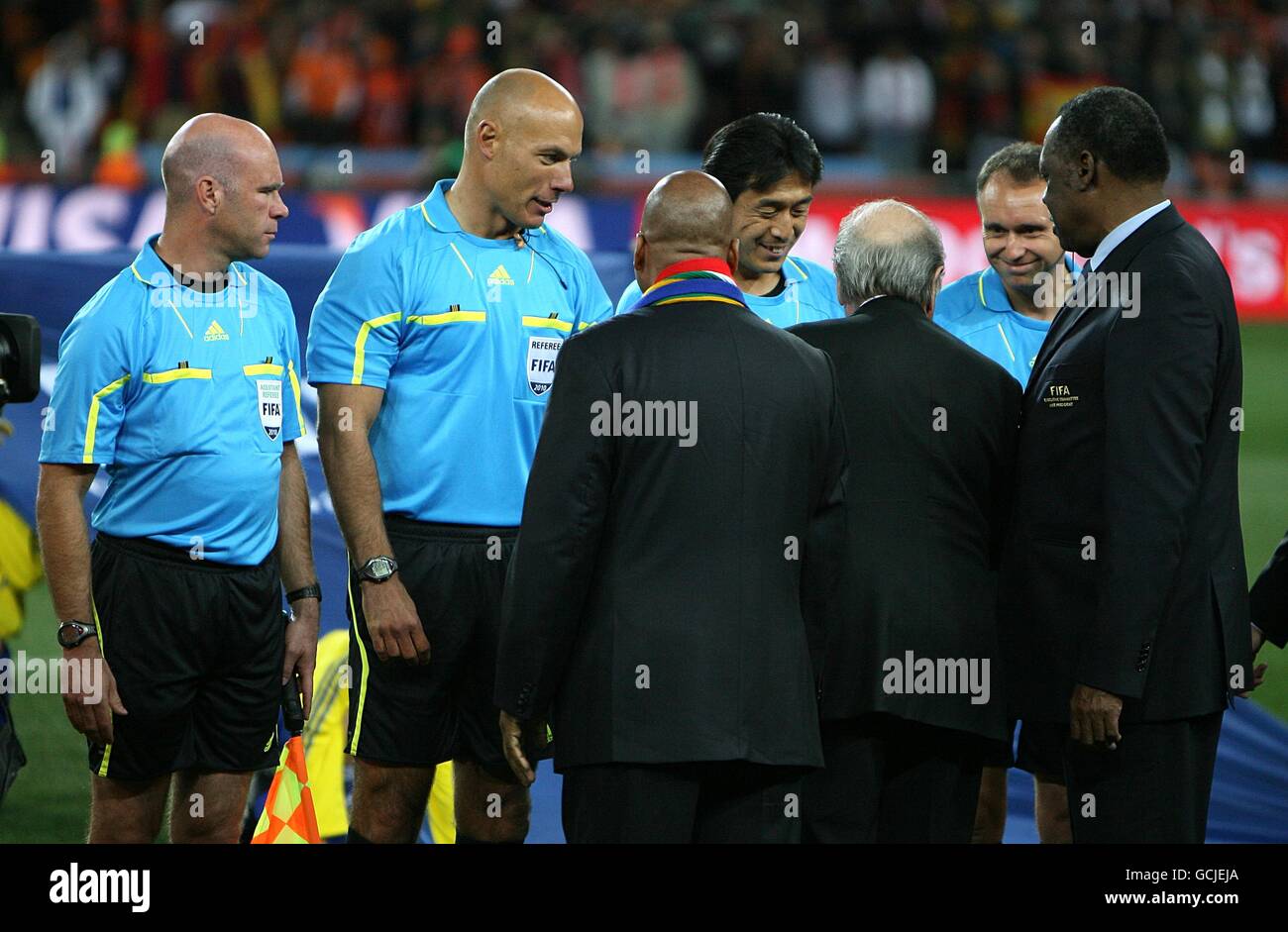 South african referee hi-res stock photography and images - Alamy