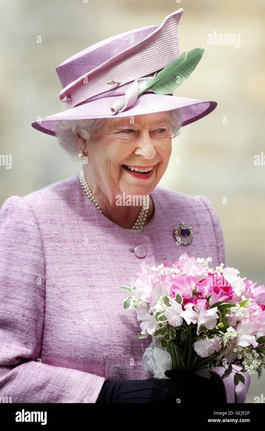 Queen visits Scotland Stock Photo - Alamy
