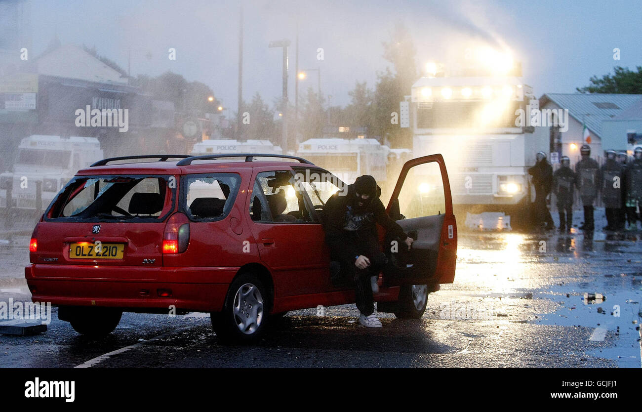 Northern Ireland riots Stock Photo - Alamy