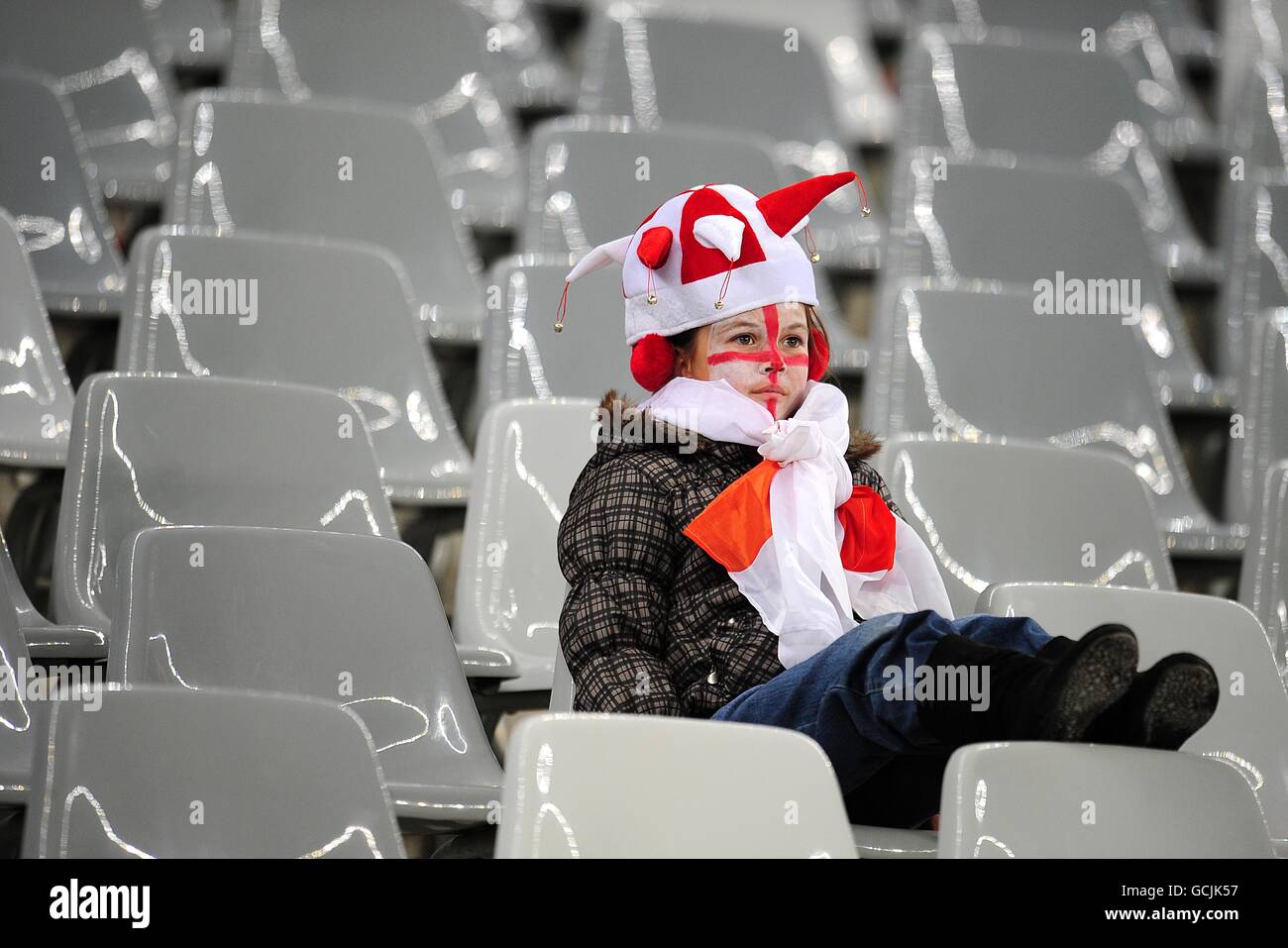 England football fan sad hi-res stock photography and images - Alamy