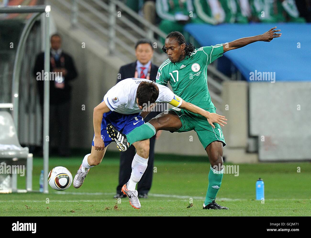Nigeria's Chidi Odiah (right) and South Korea's Ji-Sung Park (left ...