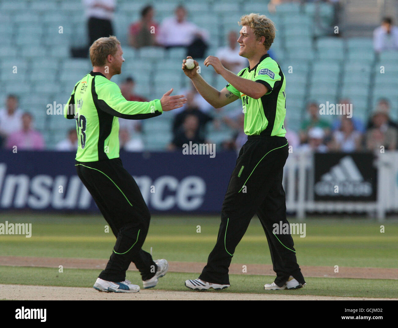 Rory Hamilton-Brown (right) celebrates catching Hampshire batsman Sean ...