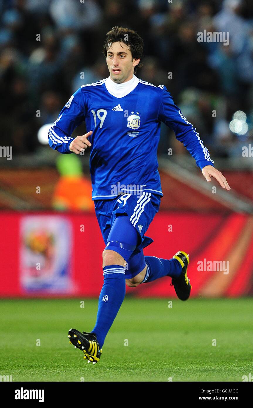 Diego milito argentina hi-res stock photography and images - Alamy