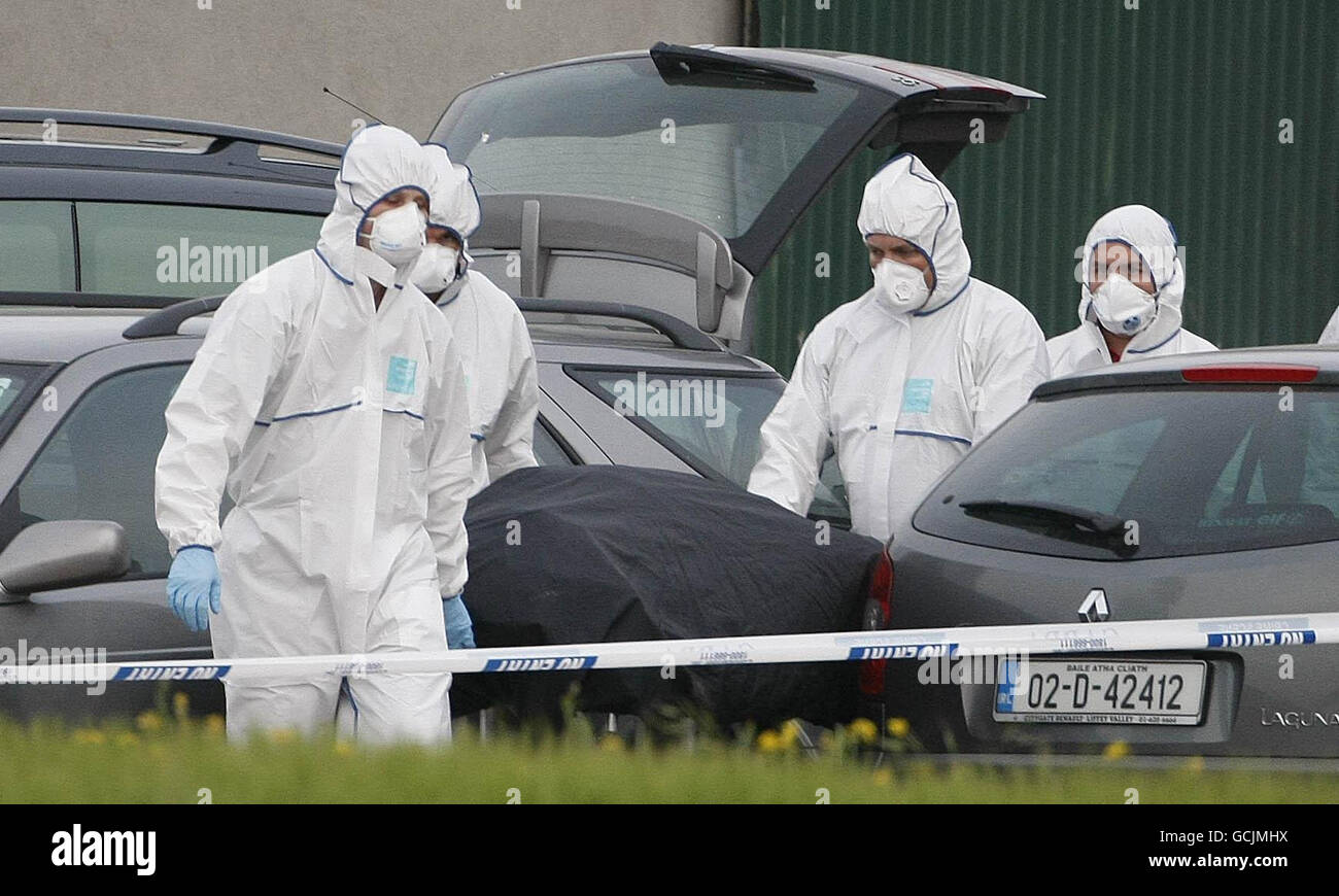 Woman's body found in car boot Stock Photo - Alamy
