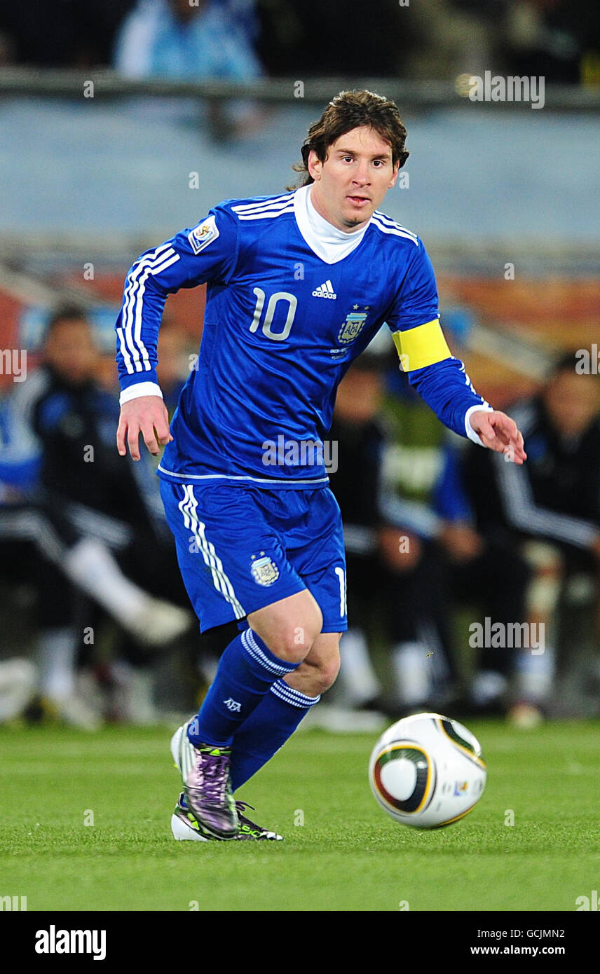 Leo messi 2010 hi-res stock photography and images - Alamy