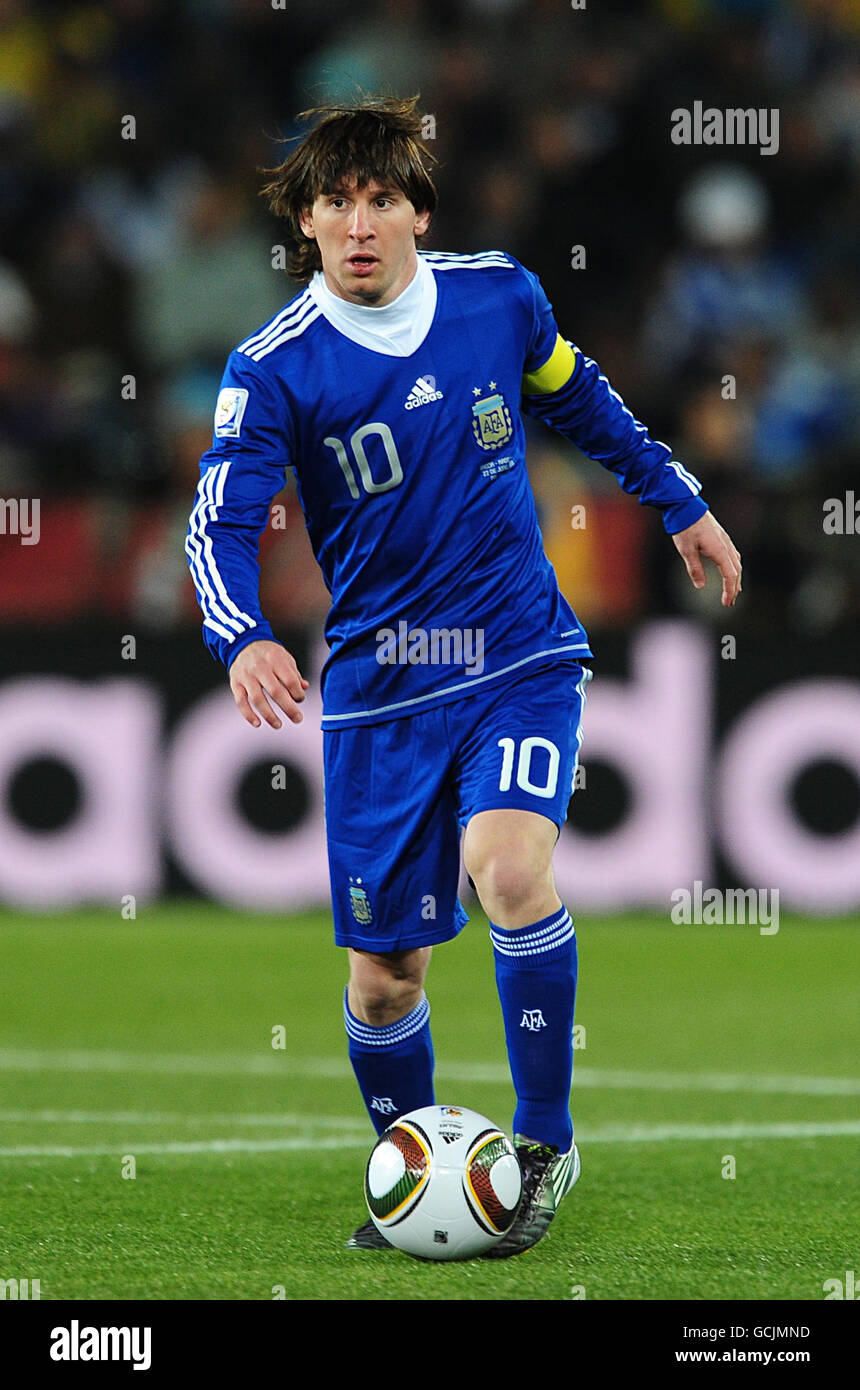 Leo messi 2010 hi-res stock photography and images - Alamy