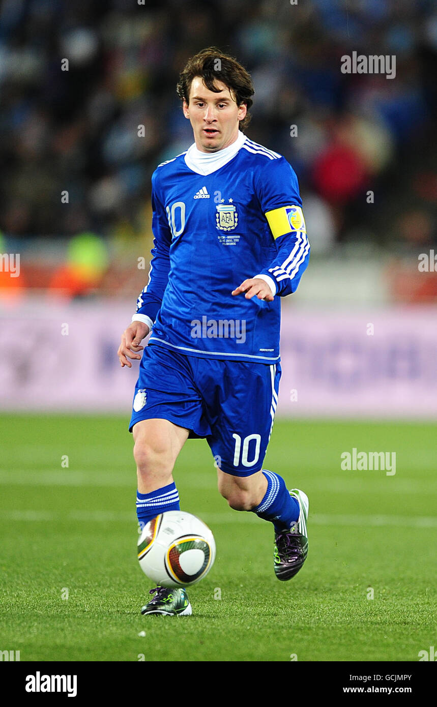 Lionel messi argentina 2010 hi-res stock photography and images - Alamy