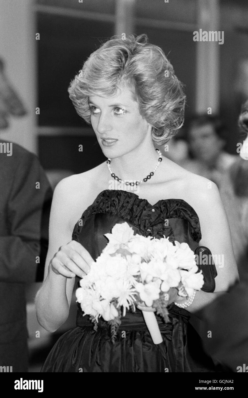 Classical royalty Black and White Stock Photos & Images - Alamy