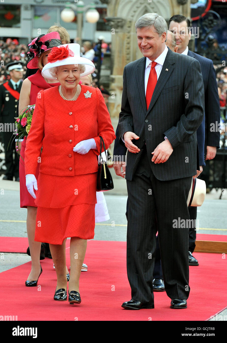 Queen Elizabeth II with Stephen Harper the Prime Minister of Canada ...