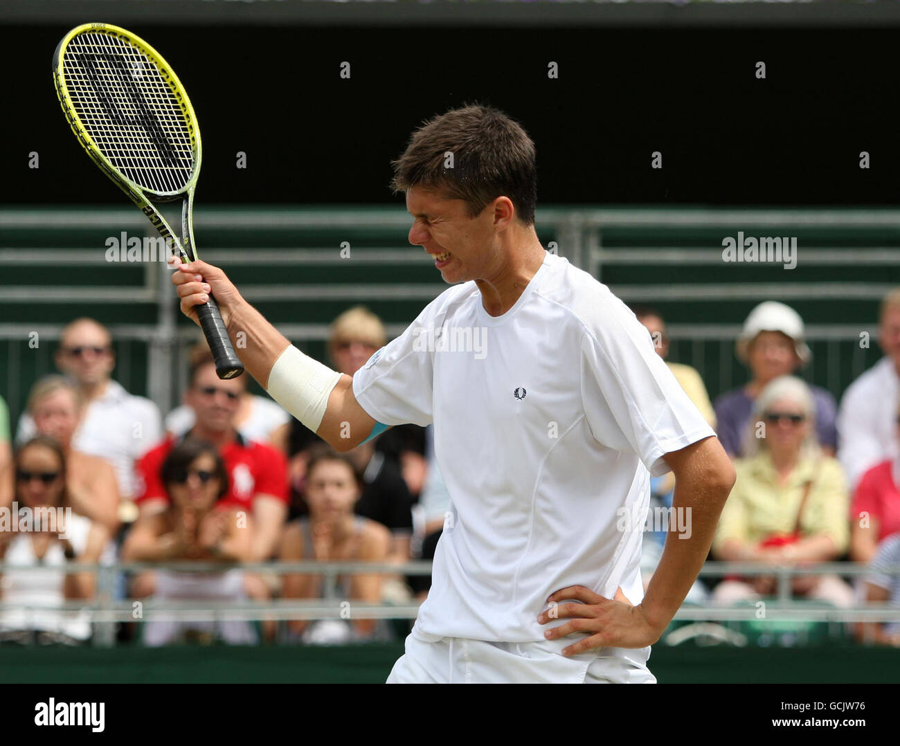 Great Britain's Oliver Golding reacts against Australia's Benjamin ...