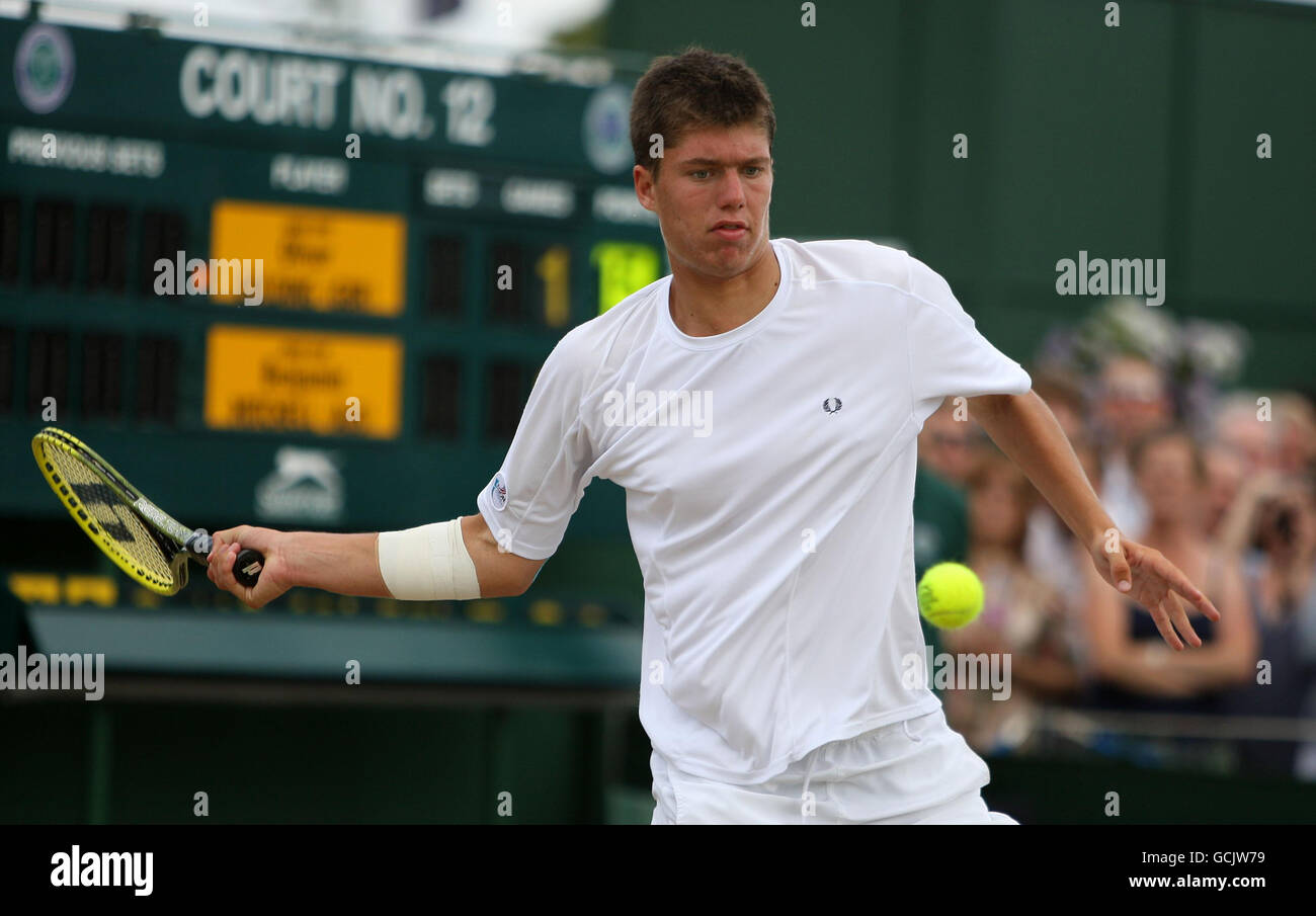 Great Britain's Oliver Golding in action against Australia's Benjamin ...