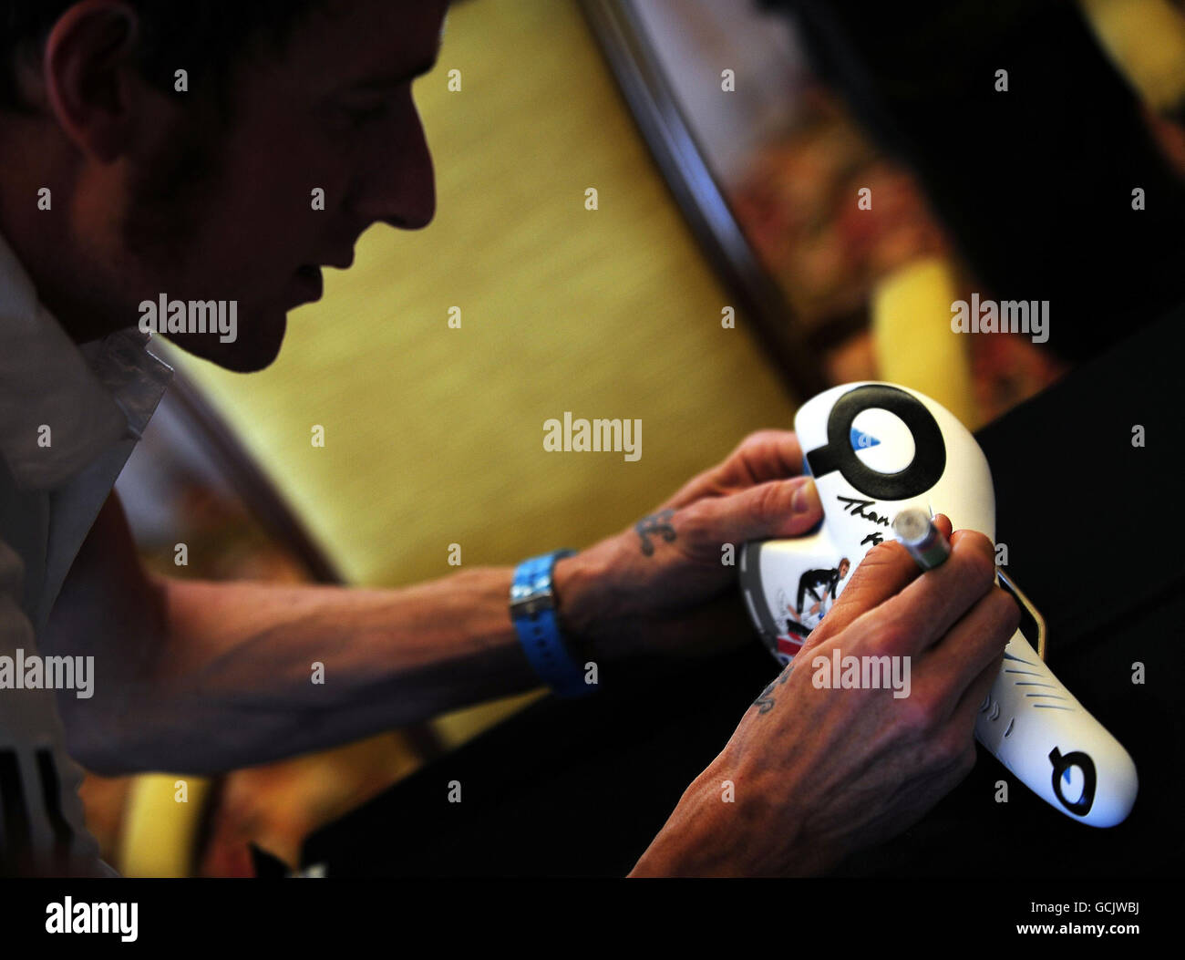 British cyclist bradley wiggins saddle riding in hi-res stock ...