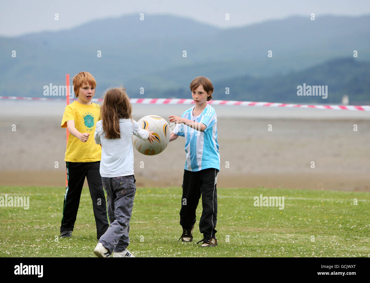 Rugby Union - Street Rugby - Lochgoilhead Green. Children take part ...
