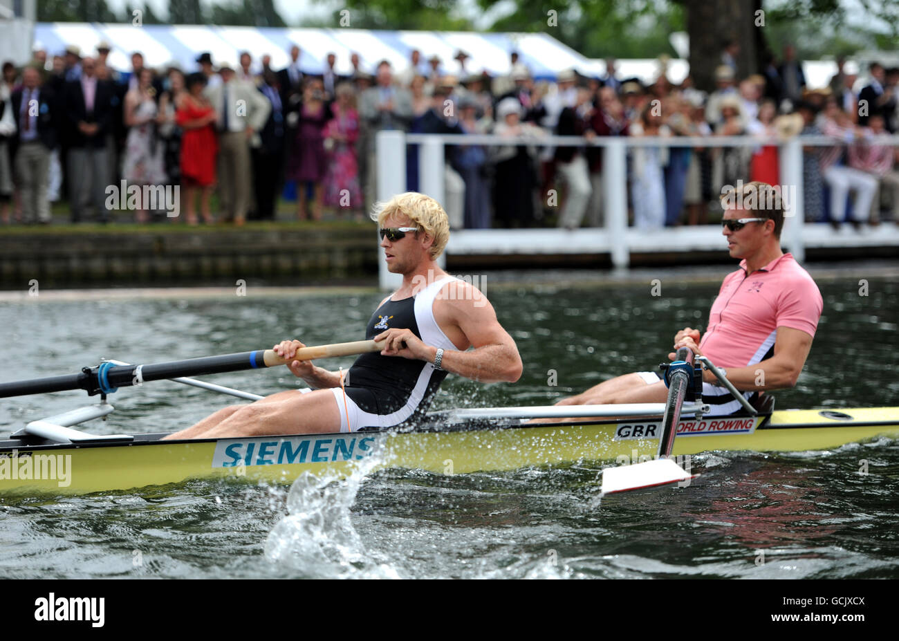 Great Britain's Andrew Triggs Hodge (left) and Pete Reed during the ...