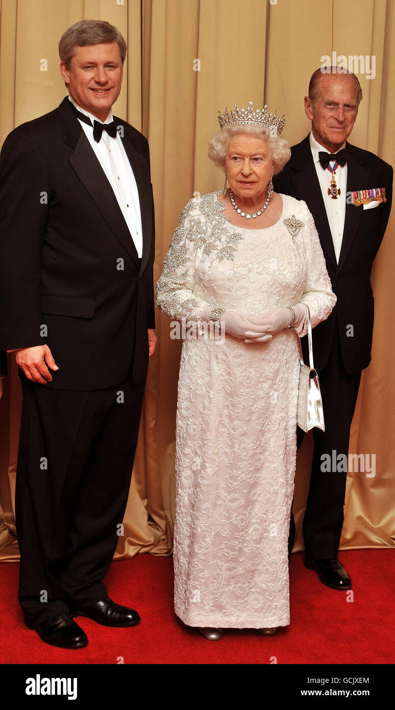 Canada canadian royal visit queen prince hi-res stock photography and ...