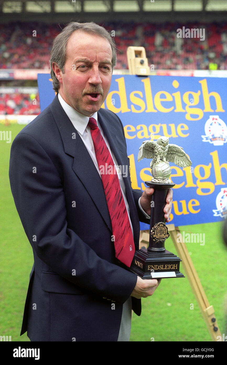 Nottingham Forest manager Frank Clark with his Endsleigh Manager of the ...