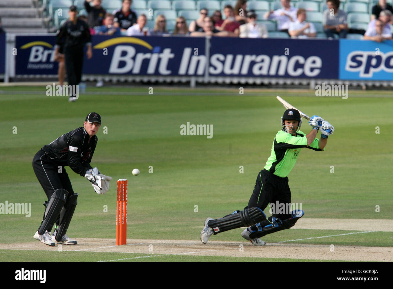 Cricket - Friends Provident Twenty 20 - Surrey v Somerset - The Brit ...