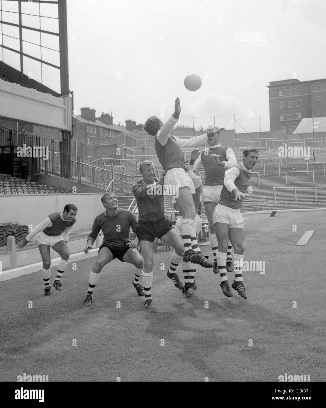 Don howe arsenal Black and White Stock Photos & Images - Alamy