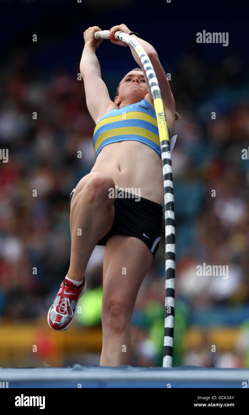 European pole vault hi-res stock photography and images - Alamy