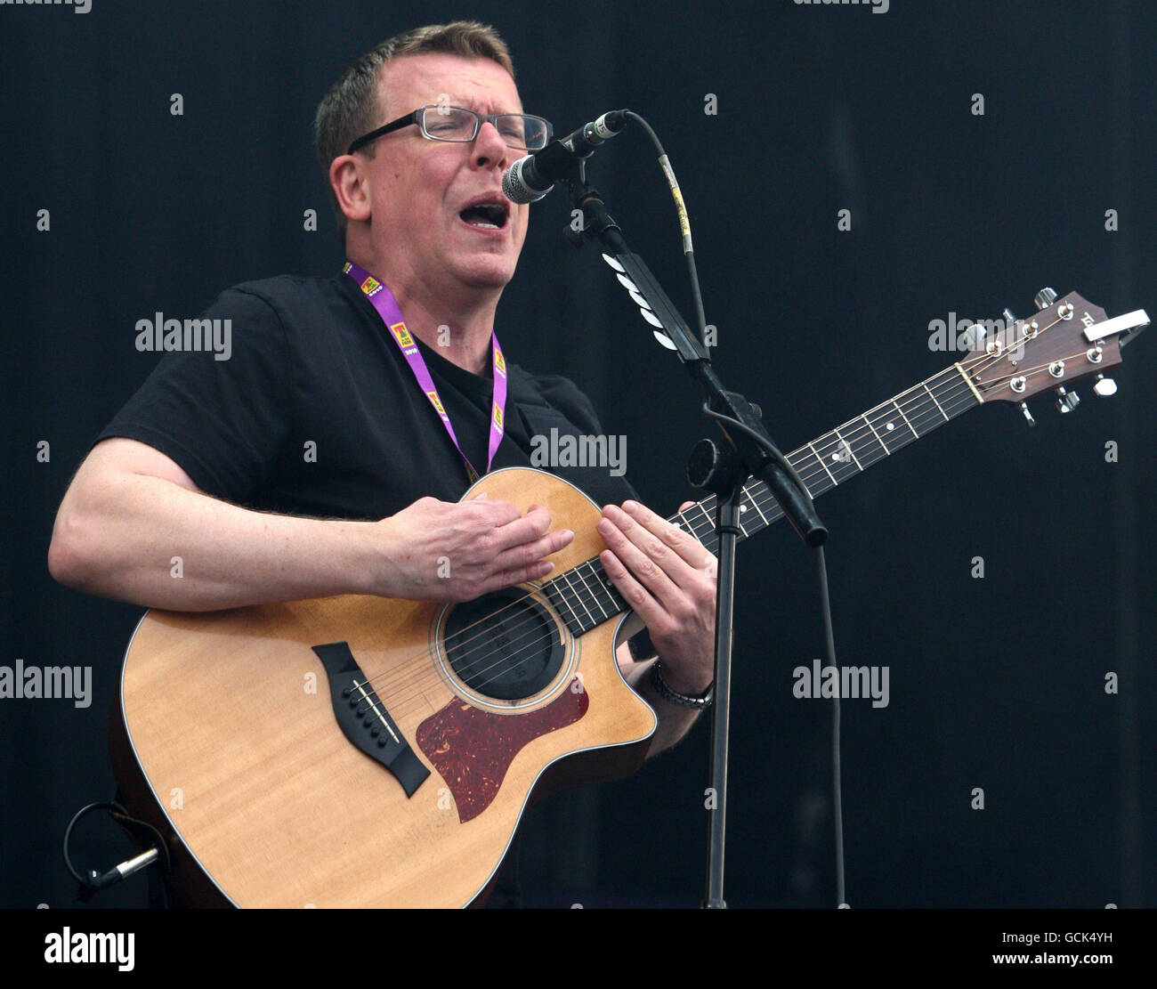 Charlie reid singing hi-res stock photography and images - Alamy