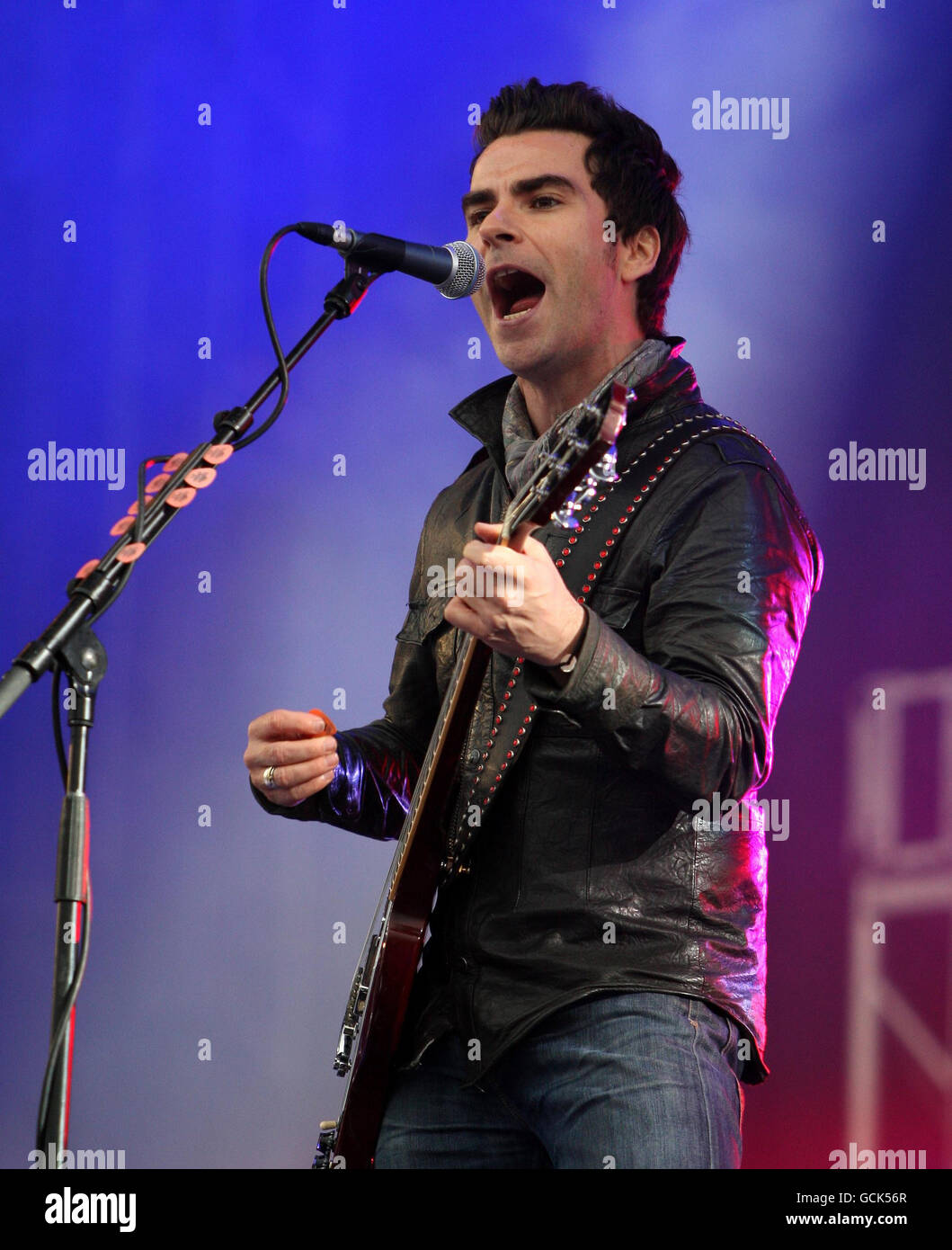 Kelly Jones from Stereophonics performs at T in park at Ballado ...