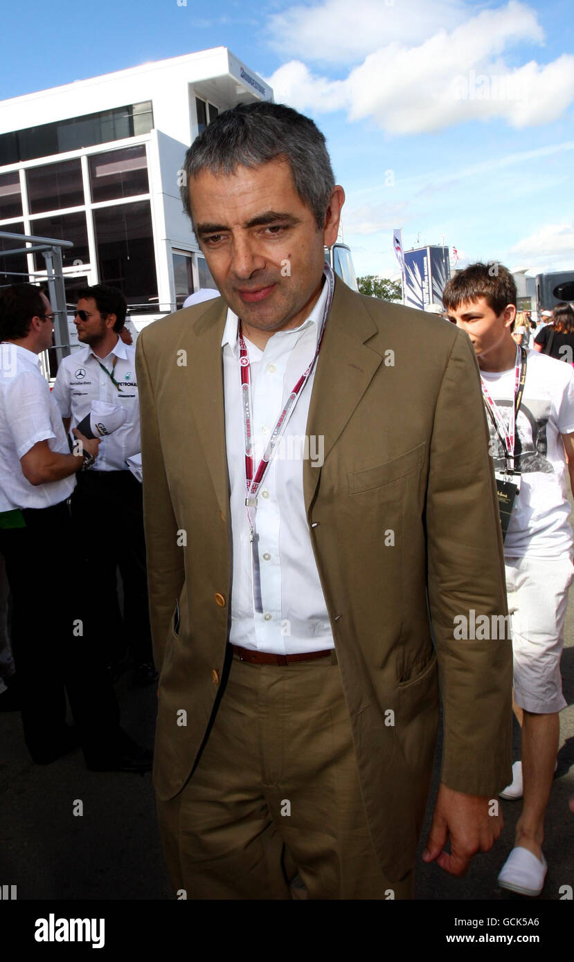 Rowan Atkinson F1 Gif