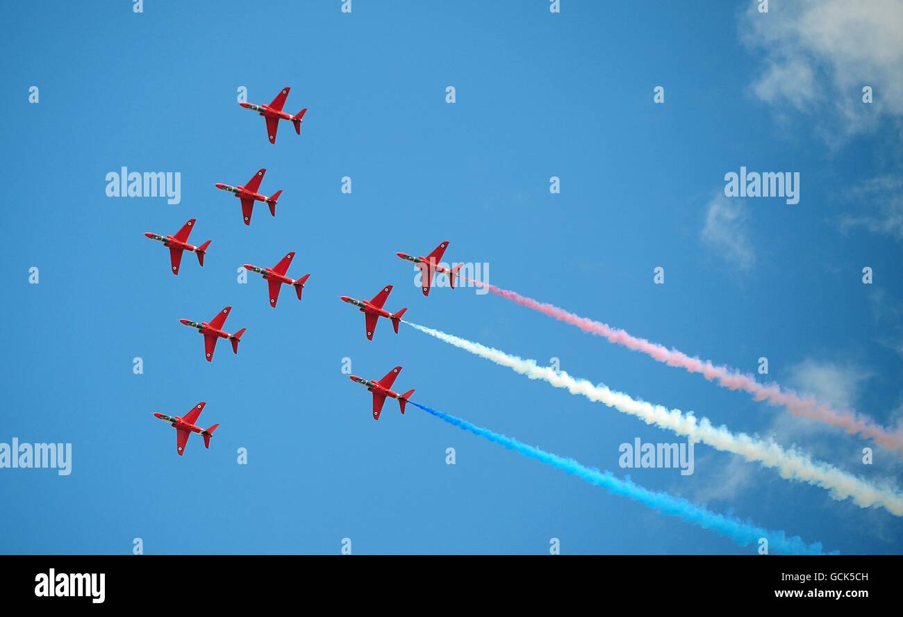 The red arrows during the british grand prix at silverstone hi-res ...