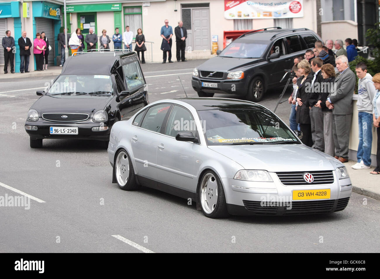 Hellaflush Vw Passat